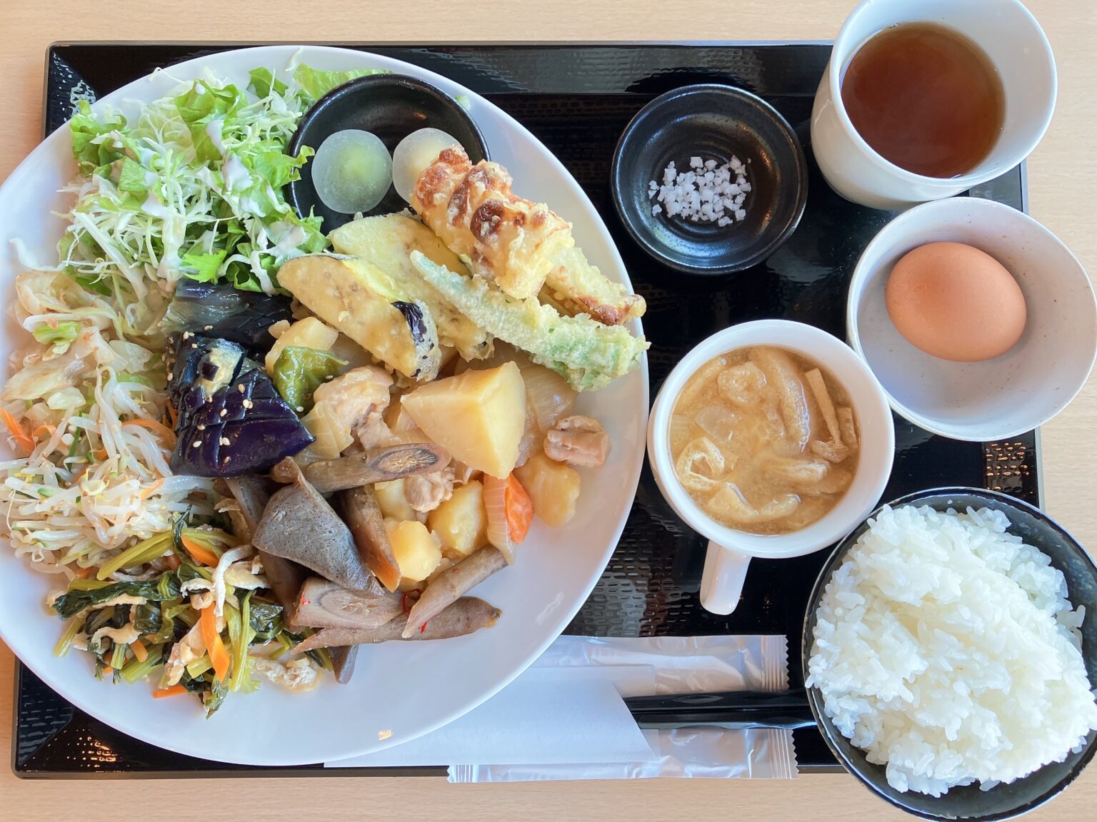 【湖南市】農家食堂HAT THEりんかい｜お腹いっぱい食べても、罪悪感少なめ！野菜中心のおばんざいバイキング～ - しがそび -shigasobi-